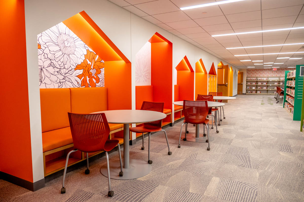 St. Charles Library | BOS Showcase | Inspiring Workspaces by BOS