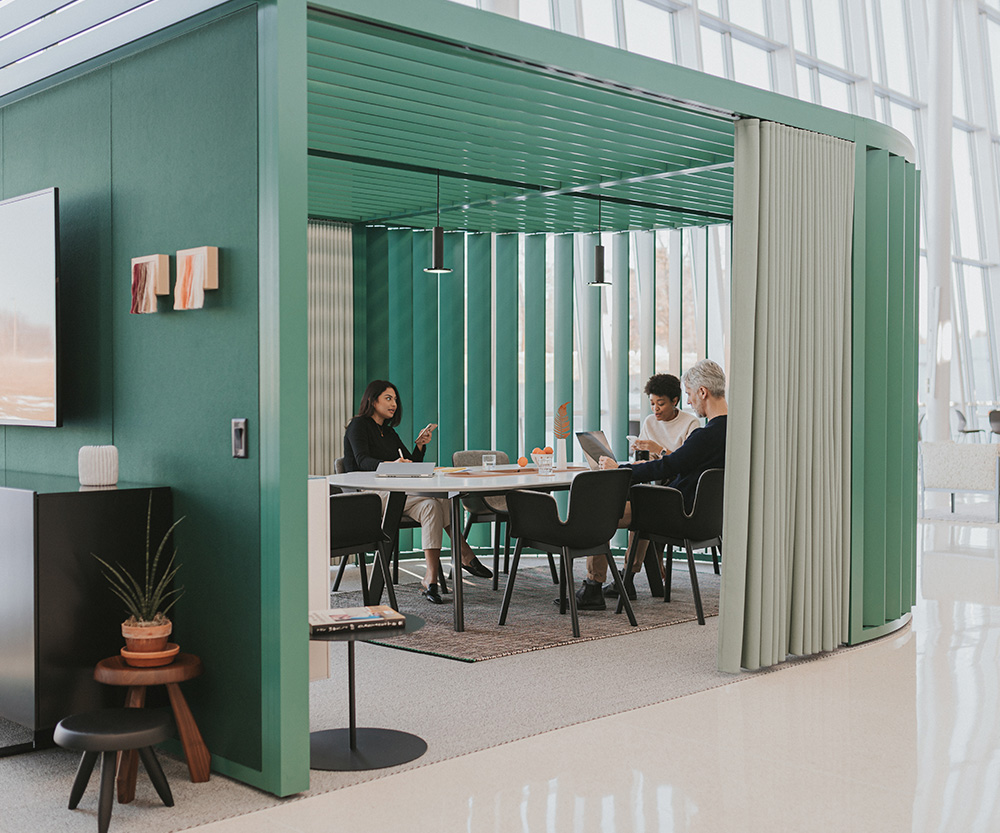 4. NOT ENOUGH COLLABORATION | Inspiring Workspaces by BOS